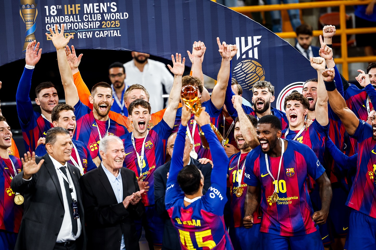 FC Barcelona Crowned World Club Champion After Epic Final! | Handball ...